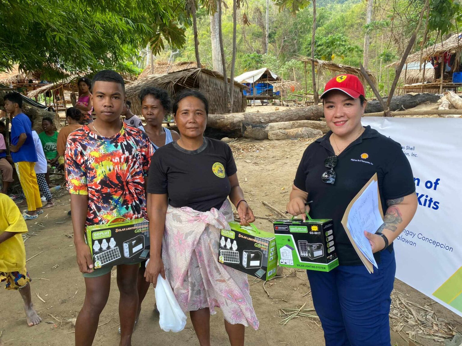 PSFI Brings Solar Power to Batak Community in Palawan - Pilipinas Shell ...